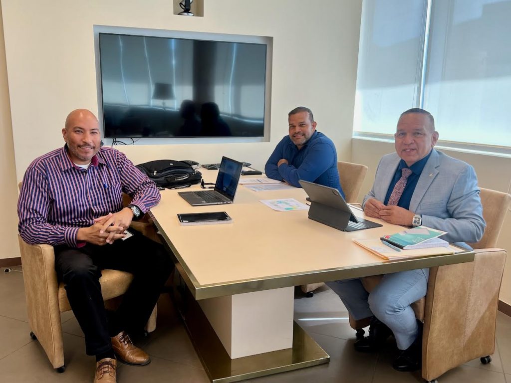 Minister Endy Croes: A elabora riba infrastructura di edificio di scol ...