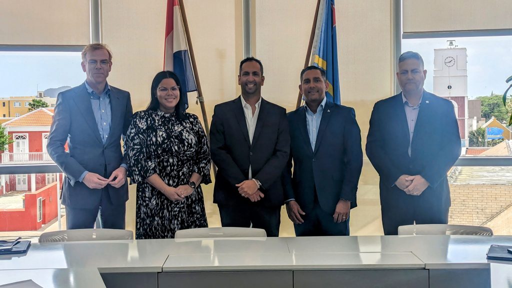AUA Airport ta reafirma su compromiso cu e obhetivonan di Dutch ...