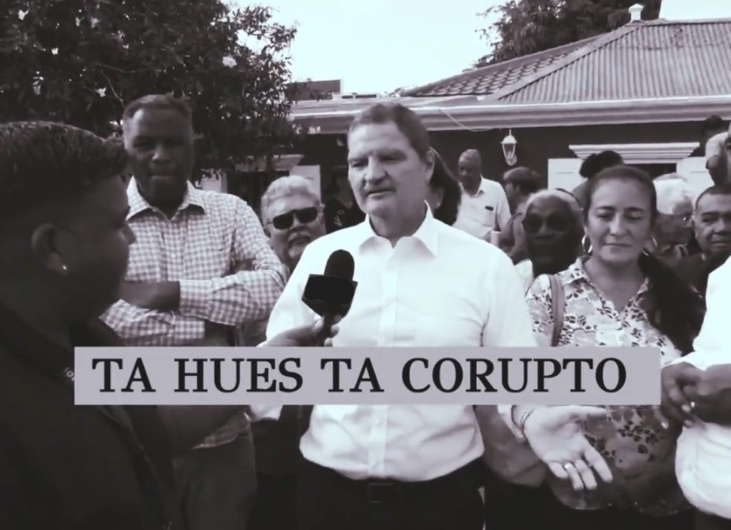 Parlamentario Rycond Santos do Nascimento tocante mocion di ...