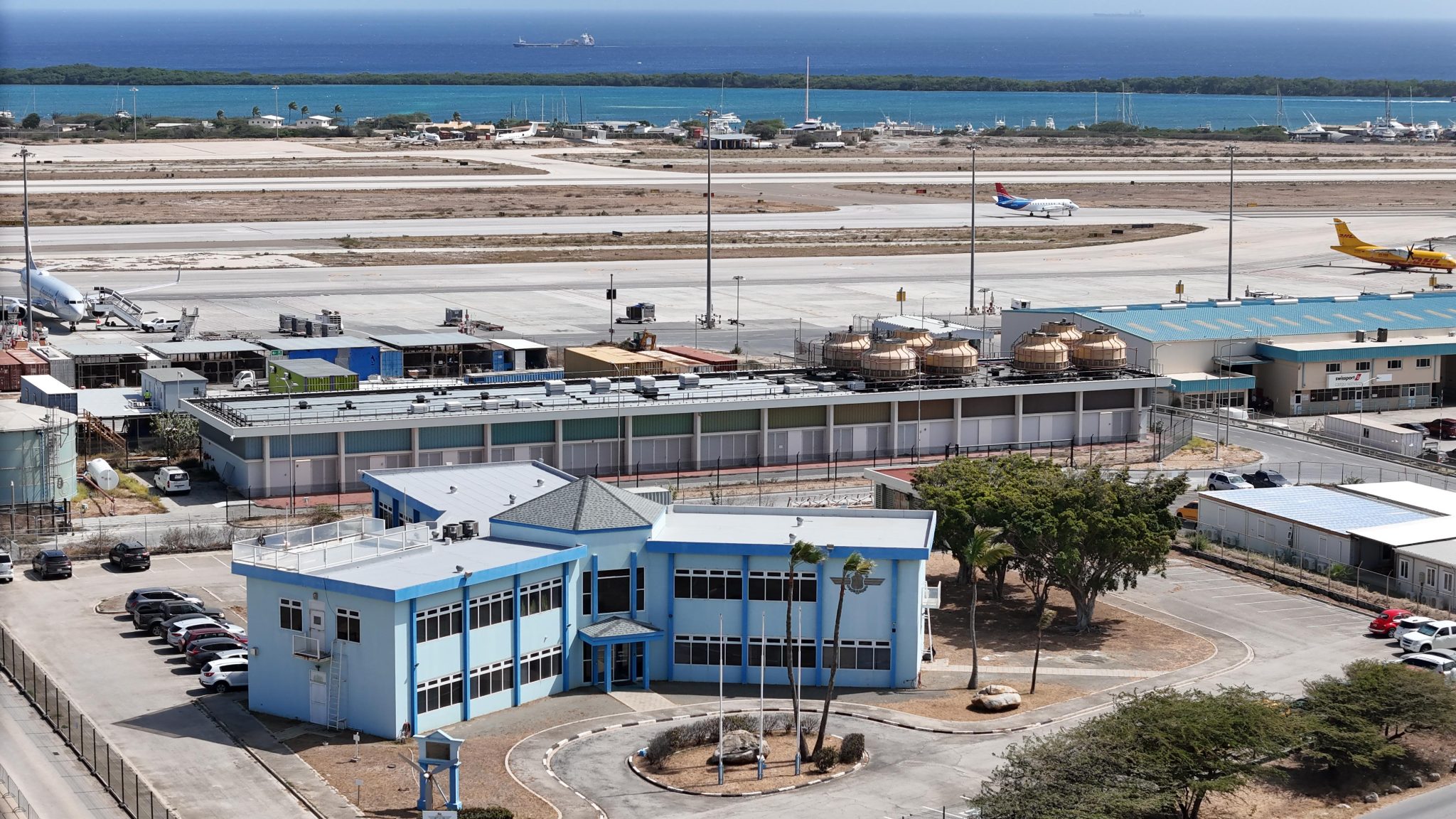 Minister Ursell Arends: Aruba ta fortifica seguridad cibernetico den ...