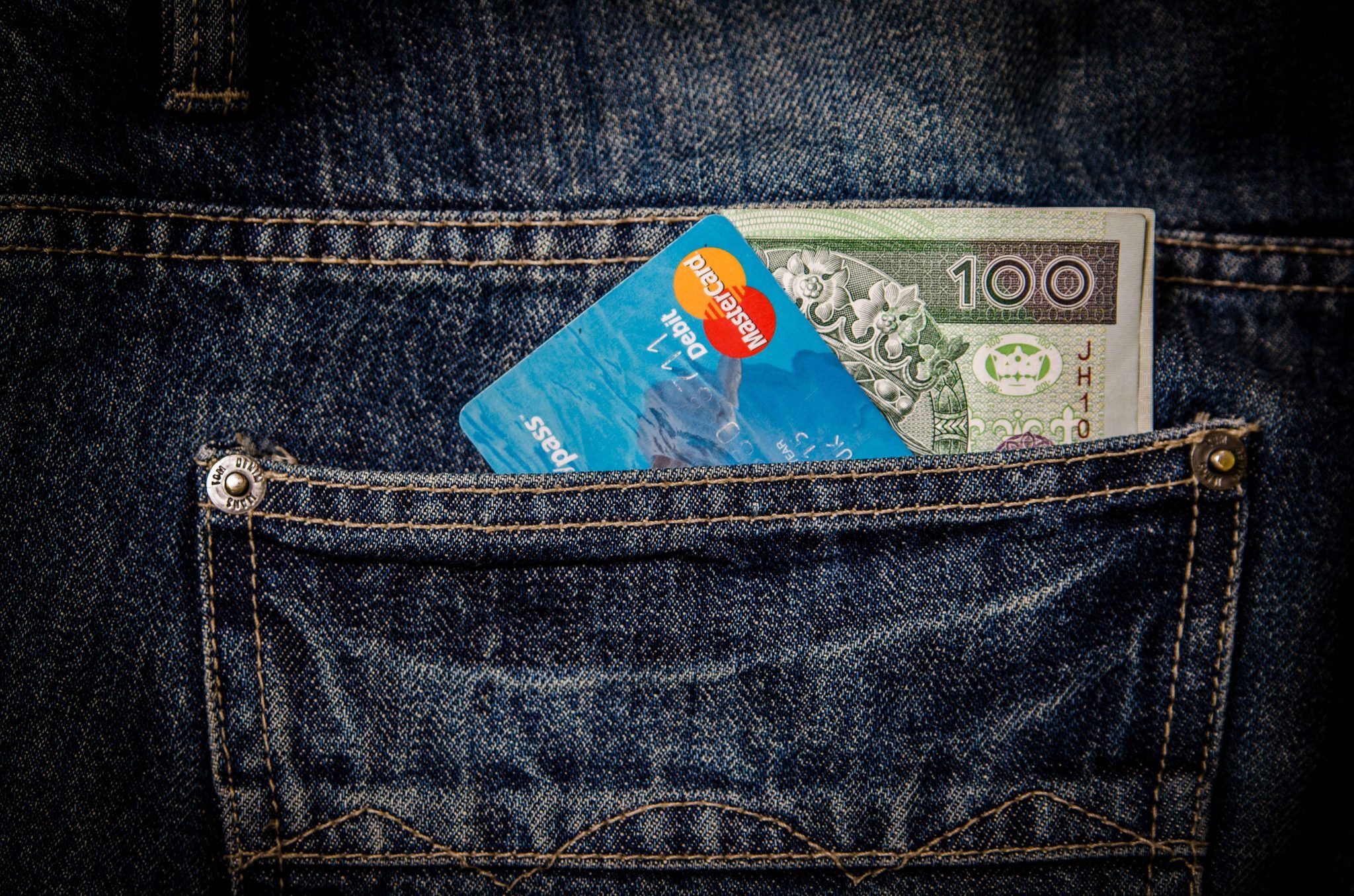 Buraco entre bestaansminimum y salario ta sigui a pesar di surplus ...